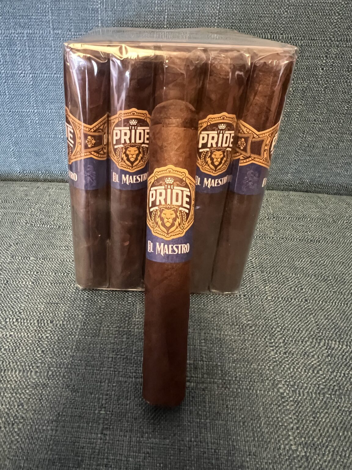 PRIDE CIGARS AKA EL MAESTRO MADURO – Perfect Clouds Cigars